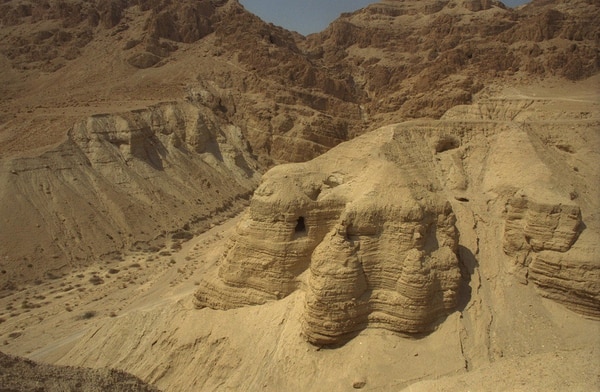 Cueva-de-Qumran-Rollos-del-Mar-Muerto – Early Christians
